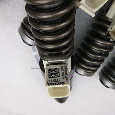 21340611 Volvo Fuel Injector for D13D Engine Volvo FM400 EC380D EC480D ...