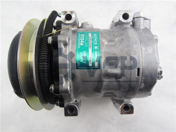 15082727 VOE15082727 AC Compressor For Volvo EC330 EC360 EC460 EC700 ...